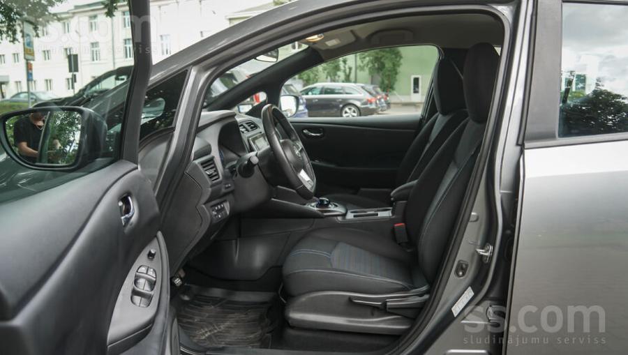 Grey Nissan Leaf 2022 in Riga, with an engine capacity of 0.00 L and mileage of 57 thousand km for 16950 €, photo 10 on AUTOMOTO.COM.LV