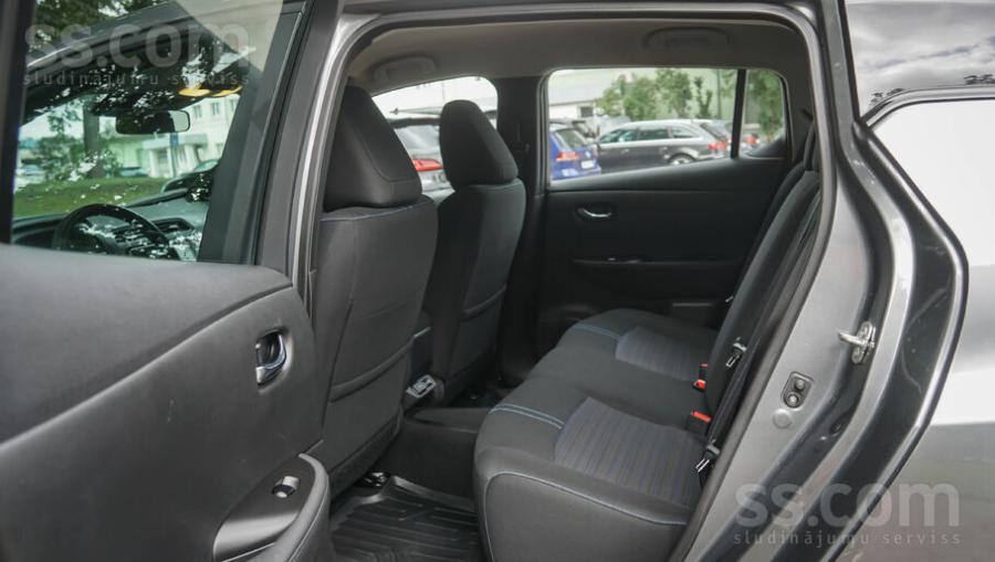 Grey Nissan Leaf 2022 in Riga, with an engine capacity of 0.00 L and mileage of 57 thousand km for 16950 €, photo 11 on AUTOMOTO.COM.LV