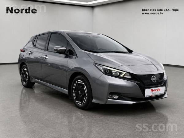 Pelēks Nissan Leaf 2022 Rīga, ar dzinēja tilpumu 0.00 L un nobraukumu 109 tūkst. km par 12890 €, foto 4 vietnē AUTOMOTO.COM.LV