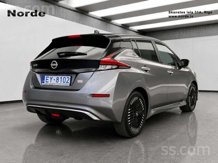 Pelēks Nissan Leaf 2022 Rīga, ar dzinēja tilpumu 0.00 L un nobraukumu 67 tūkst. km par 15490 €, foto 5 vietnē AUTOMOTO.COM.LV