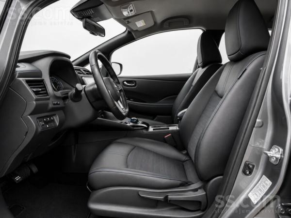 Grey Nissan Leaf 2022 in Riga, with an engine capacity of 0.00 L and mileage of 67 thousand km for 15490 €, photo 6 on AUTOMOTO.COM.LV