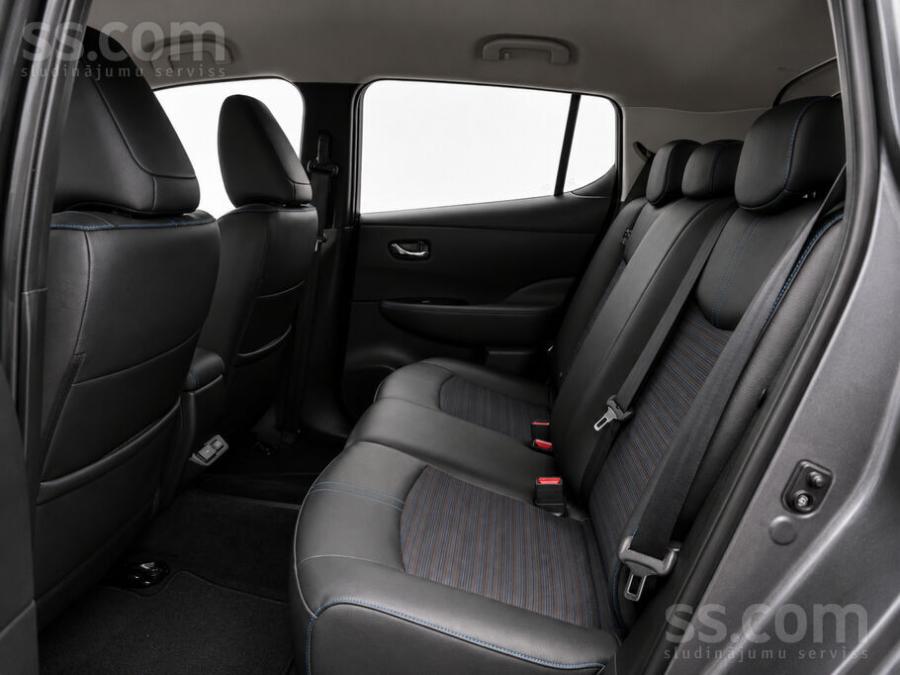 Pelēks Nissan Leaf 2022 Rīga, ar dzinēja tilpumu 0.00 L un nobraukumu 67 tūkst. km par 15490 €, foto 15 vietnē AUTOMOTO.COM.LV