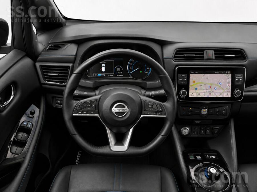 Pelēks Nissan Leaf 2022 Rīga, ar dzinēja tilpumu 0.00 L un nobraukumu 67 tūkst. km par 15490 €, foto 16 vietnē AUTOMOTO.COM.LV