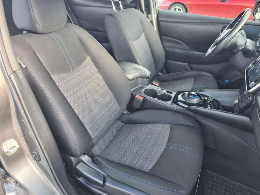 Grey Nissan Leaf 2022 in Vilnius, with an engine capacity of 0.00 L and mileage of 26 thousand km for 15300 €, photo 12 on AUTOMOTO.COM.LV