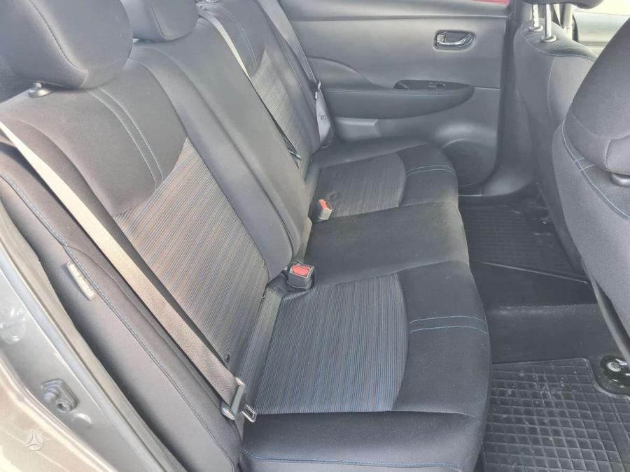 Grey Nissan Leaf 2022 in Vilnius, with an engine capacity of 0.00 L and mileage of 26 thousand km for 15300 €, photo 13 on AUTOMOTO.COM.LV