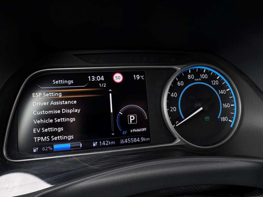 Grey Nissan Leaf 2022 in Vilnius, with an engine capacity of 0.00 L and mileage of 46 thousand km for 16400 €, photo 15 on AUTOMOTO.COM.LV
