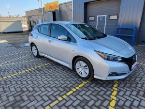 Grey Nissan Leaf 2023 in Marijampole, with an engine capacity of 0.00 L and mileage of 32 thousand km for 14650 €, photo 3 on AUTOMOTO.COM.LV