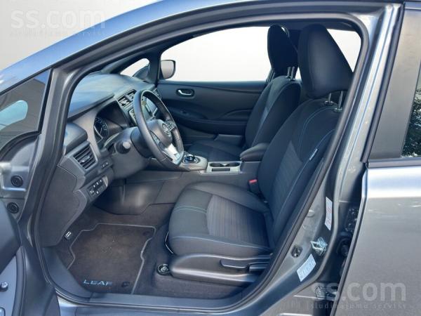 Pelēks Nissan Leaf 2023 Rīga, ar dzinēja tilpumu 0.00 L un nobraukumu 20 tūkst. km par 19490 €, foto 9 vietnē AUTOMOTO.COM.LV
