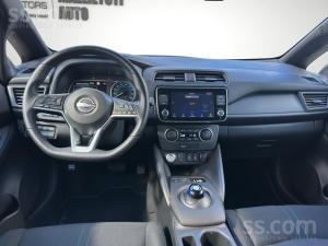 Grey Nissan Leaf 2023 in Riga, with an engine capacity of 0.00 L and mileage of 20 thousand km for 19490 €, photo 11 on AUTOMOTO.COM.LV
