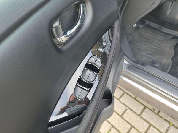 Pelēks Nissan Leaf 2023 Viļņa, ar dzinēja tilpumu 0.00 L un nobraukumu 43 tūkst. km par 16900 €, foto 10 vietnē AUTOMOTO.COM.LV