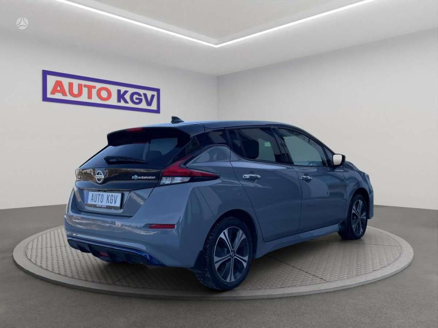 Grey Nissan Leaf 2021 in Vilnius, with an engine capacity of 0.00 L and mileage of 143 thousand km for 17999 €, photo 6 on AUTOMOTO.COM.LV