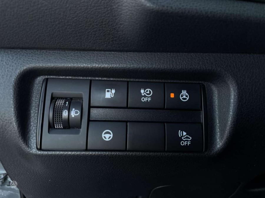 Grey Nissan Leaf 2021 in Vilnius, with an engine capacity of 0.00 L and mileage of 143 thousand km for 17999 €, photo 19 on AUTOMOTO.COM.LV