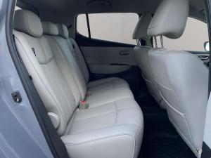 Pelēks Nissan Leaf 2021 Viļņa, ar dzinēja tilpumu 0.00 L un nobraukumu 143 tūkst. km par 16999 €, foto 10 vietnē AUTOMOTO.COM.LV