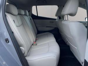 Pelēks Nissan Leaf 2021 Viļņa, ar dzinēja tilpumu 0.00 L un nobraukumu 143 tūkst. km par 16999 €, foto 10 vietnē AUTOMOTO.COM.LV