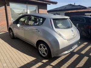 Grey Nissan Leaf 2014 in Klaipeda, with an engine capacity of 0.00 L and mileage of 198 thousand km for 2200 €, photo 4 on AUTOMOTO.COM.LV