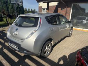 Grey Nissan Leaf 2014 in Klaipeda, with an engine capacity of 0.00 L and mileage of 198 thousand km for 2200 €, photo 6 on AUTOMOTO.COM.LV