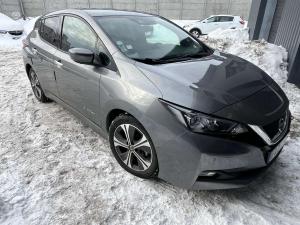 Pelēks Nissan Leaf 2018 Tauragė, ar dzinēja tilpumu 0.00 L un nobraukumu 158 tūkst. km par 8500 €, foto  vietnē AUTOMOTO.COM.LV