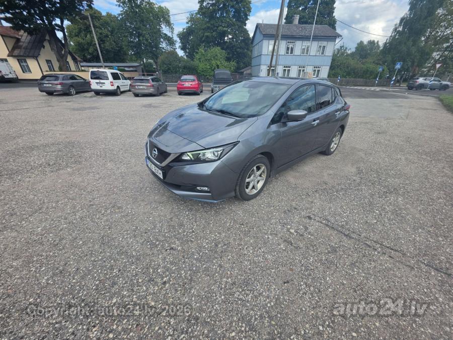 Pelēks Nissan Leaf 2019 Pērnava, ar dzinēja tilpumu 0.00 L un nobraukumu 140 tūkst. km par 12999 €, foto 5 vietnē AUTOMOTO.COM.LV