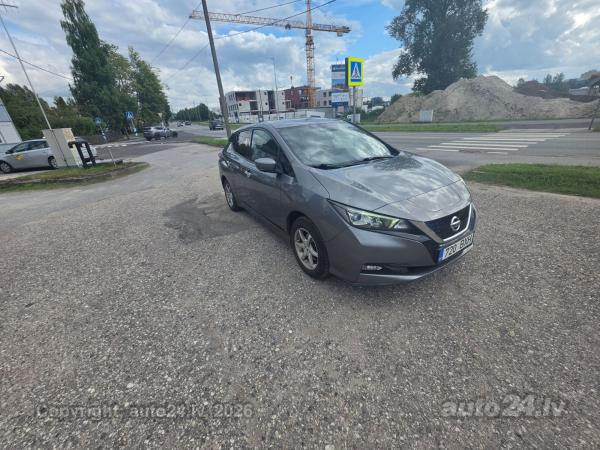 Pelēks Nissan Leaf 2019 Pērnava, ar dzinēja tilpumu 0.00 L un nobraukumu 140 tūkst. km par 12999 €, foto 6 vietnē AUTOMOTO.COM.LV
