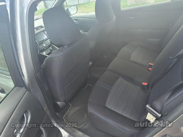 Pelēks Nissan Leaf 2019 Pērnava, ar dzinēja tilpumu 0.00 L un nobraukumu 140 tūkst. km par 12999 €, foto 9 vietnē AUTOMOTO.COM.LV