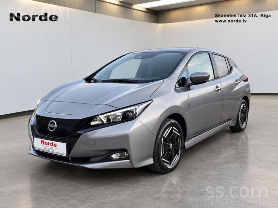Pelēks Nissan Leaf 2022 Rīga, ar dzinēja tilpumu 0.00 L un nobraukumu 67 tūkst. km par 14500 €, foto 1 vietnē AUTOMOTO.COM.LV