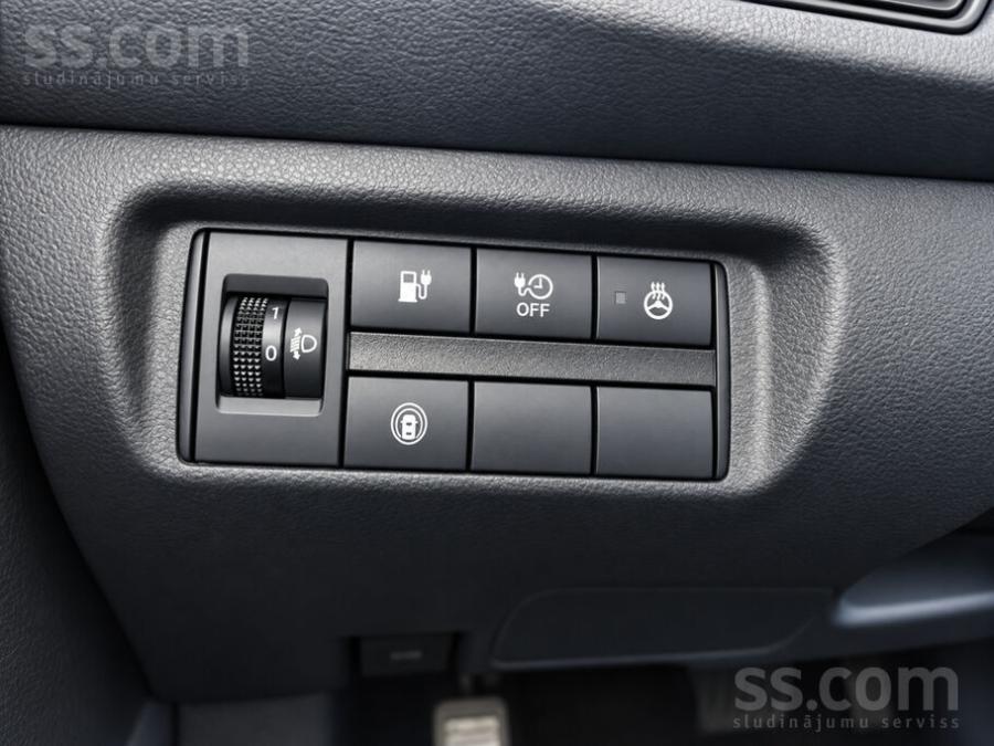 Pelēks Nissan Leaf 2022 Rīga, ar dzinēja tilpumu 0.00 L un nobraukumu 67 tūkst. km par 14500 €, foto 20 vietnē AUTOMOTO.COM.LV