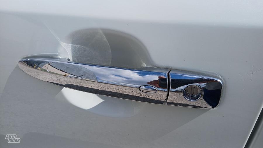 Nissan Leaf 2012 Radviliškis, ar dzinēja tilpumu 0.00 L un nobraukumu 95 tūkst. km par 4900 €, foto 12 vietnē AUTOMOTO.COM.LV