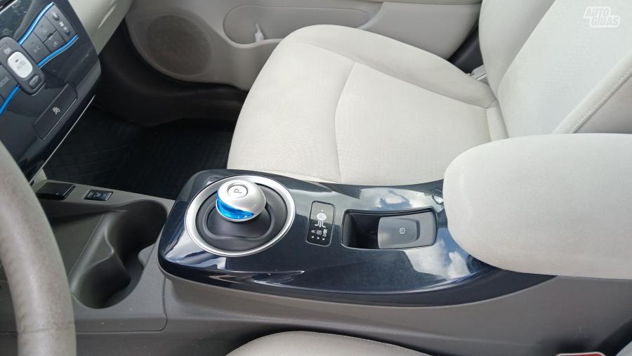Nissan Leaf 2012 Radviliškis, ar dzinēja tilpumu 0.00 L un nobraukumu 95 tūkst. km par 4900 €, foto 21 vietnē AUTOMOTO.COM.LV
