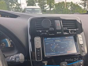 Nissan Leaf 2014 in Tallinn, with an engine capacity of 0.00 L and mileage of 189 thousand km for 3499 €, photo 13 on AUTOMOTO.COM.LV