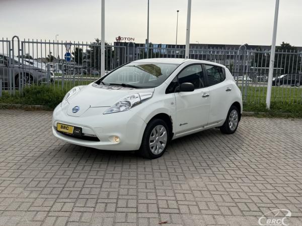 Ниссан Лиф 2015 в Клайпеда на AUTOMOTO.COM.LV Ниссан Лиф 2015 в Клайпеда, объемом двигателя 0.00 л и пробегом 108 тыс. км за 5900 €, фото 1 на AUTOMOTO.COM.LV