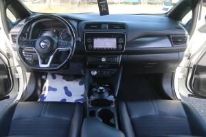 Nissan Leaf 2018 Rīga, ar dzinēja tilpumu 0.00 L un nobraukumu 93 tūkst. km par 10990 €, foto 10 vietnē AUTOMOTO.COM.LV
