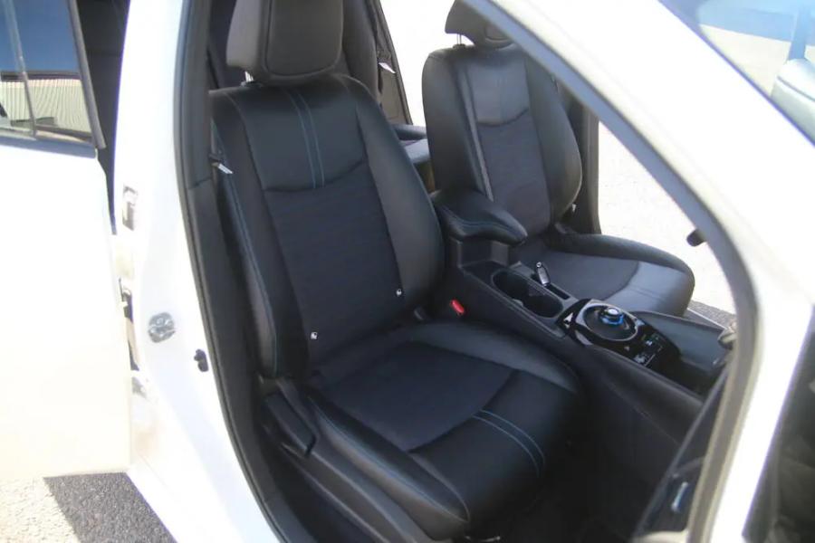 Nissan Leaf 2018 Rīga, ar dzinēja tilpumu 0.00 L un nobraukumu 93 tūkst. km par 10990 €, foto 14 vietnē AUTOMOTO.COM.LV