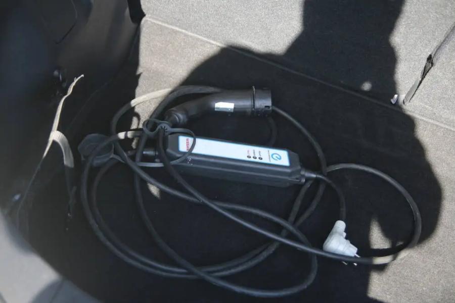 Nissan Leaf 2018 Rīga, ar dzinēja tilpumu 0.00 L un nobraukumu 93 tūkst. km par 10990 €, foto 17 vietnē AUTOMOTO.COM.LV