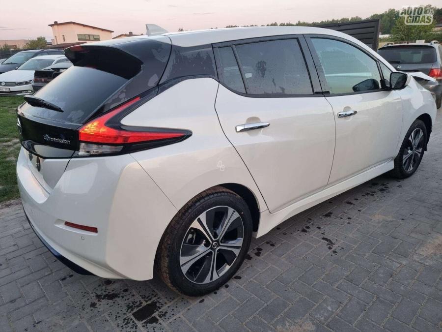 Nissan Leaf 2022 Kauņa, ar dzinēja tilpumu 0.00 L un nobraukumu 405 tūkst. km par 16599 €, foto 2 vietnē AUTOMOTO.COM.LV