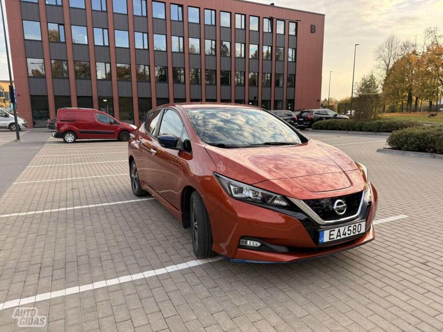 Nissan Leaf 2022 in Vilnius, with an engine capacity of 0.00 L and mileage of 51 thousand km for 19400 €, photo 5 on AUTOMOTO.COM.LV