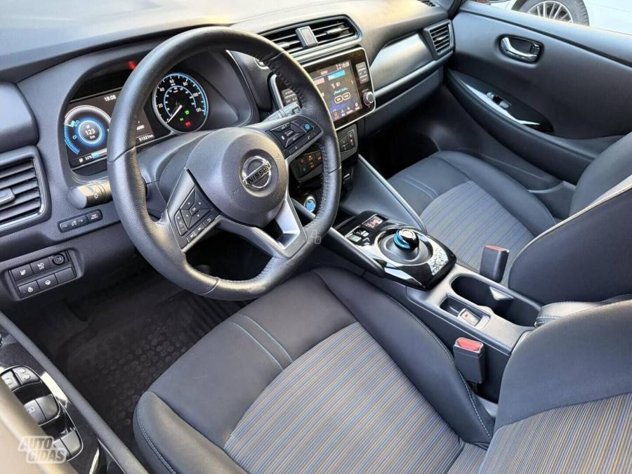 Nissan Leaf 2022 in Vilnius, with an engine capacity of 0.00 L and mileage of 51 thousand km for 19400 €, photo 13 on AUTOMOTO.COM.LV