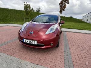 Sarkans Nissan Leaf 2013 Klaipėda, ar dzinēja tilpumu 0.00 L un nobraukumu 162 tūkst. km par 3400 €, foto 3 vietnē AUTOMOTO.COM.LV
