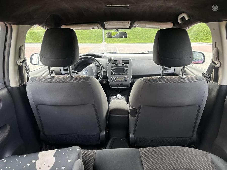 Sarkans Nissan Leaf 2013 Klaipėda, ar dzinēja tilpumu 0.00 L un nobraukumu 162 tūkst. km par 3400 €, foto 11 vietnē AUTOMOTO.COM.LV