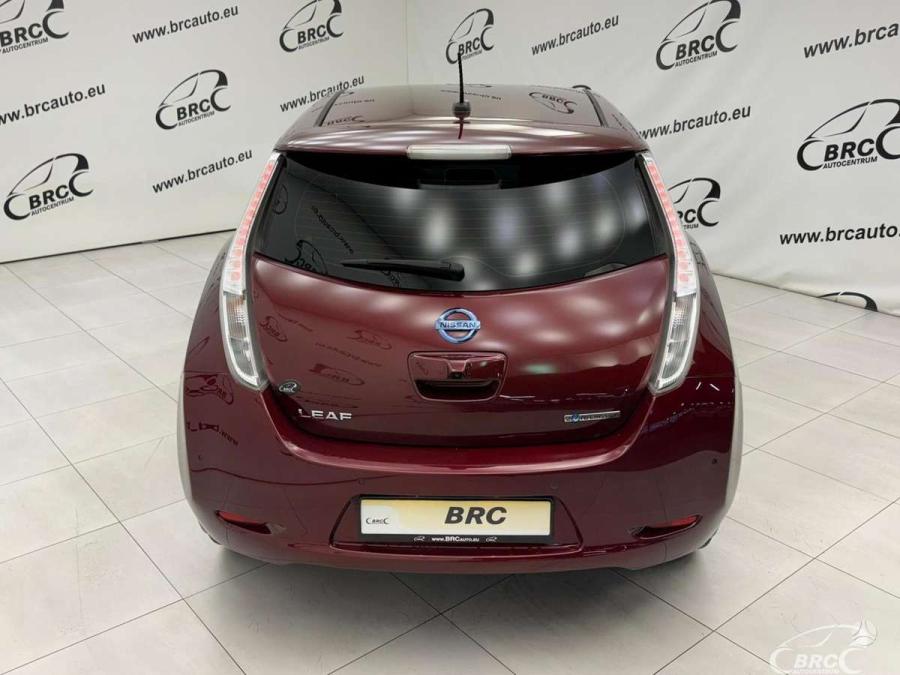 Red Nissan Leaf 2016 in Vilnius, with an engine capacity of 0.00 L and mileage of 96 thousand km for 6300 €, photo 24 on AUTOMOTO.COM.LV