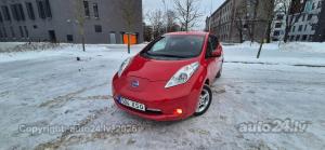 Red Nissan Leaf 2017 in Tallinn, with an engine capacity of 0.00 L and mileage of 70 thousand km for 8000 €, photo 9 on AUTOMOTO.COM.LV