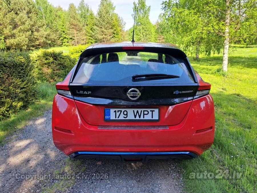 Red Nissan Leaf 2018 in Polva, with an engine capacity of 0.00 L and mileage of 237 thousand km for 10900 €, photo 7 on AUTOMOTO.COM.LV