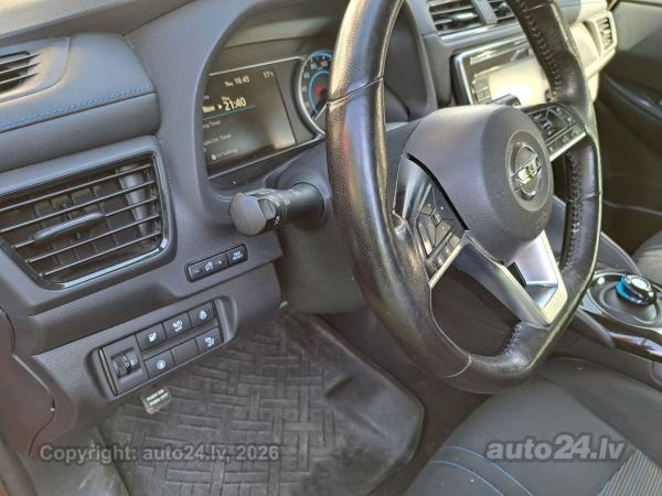 Sarkans Nissan Leaf 2018 Pelva, ar dzinēja tilpumu 0.00 L un nobraukumu 237 tūkst. km par 10900 €, foto 10 vietnē AUTOMOTO.COM.LV