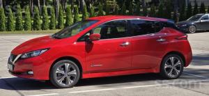 Red Nissan Leaf 2019 in Riga, with an engine capacity of 0.00 L and mileage of 89 thousand km for 13950 €, photo 9 on AUTOMOTO.COM.LV