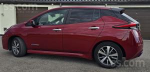 Sarkans Nissan Leaf 2019 Rīga, ar dzinēja tilpumu 0.00 L un nobraukumu 144 tūkst. km par 12200 €, foto 3 vietnē AUTOMOTO.COM.LV