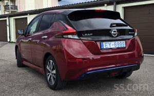 Sarkans Nissan Leaf 2019 Rīga, ar dzinēja tilpumu 0.00 L un nobraukumu 144 tūkst. km par 12200 €, foto 4 vietnē AUTOMOTO.COM.LV