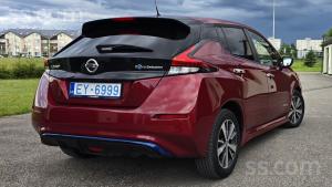 Sarkans Nissan Leaf 2019 Rīga, ar dzinēja tilpumu 0.00 L un nobraukumu 144 tūkst. km par 12200 €, foto 5 vietnē AUTOMOTO.COM.LV
