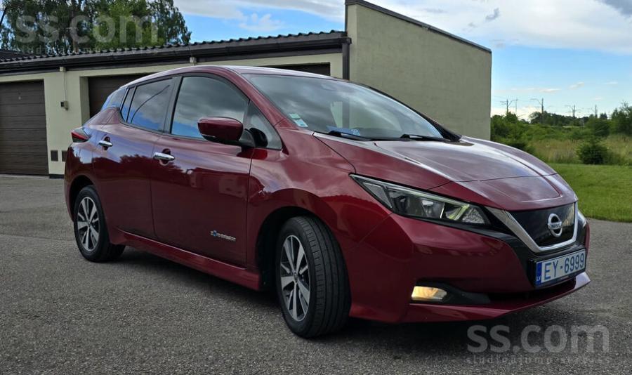 Sarkans Nissan Leaf 2019 Rīga, ar dzinēja tilpumu 0.00 L un nobraukumu 144 tūkst. km par 12200 €, foto 7 vietnē AUTOMOTO.COM.LV