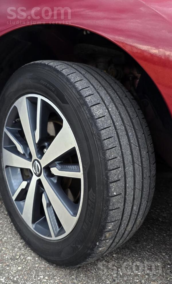 Red Nissan Leaf 2019 in Riga, with an engine capacity of 0.00 L and mileage of 144 thousand km for 12200 €, photo 7 on AUTOMOTO.COM.LV