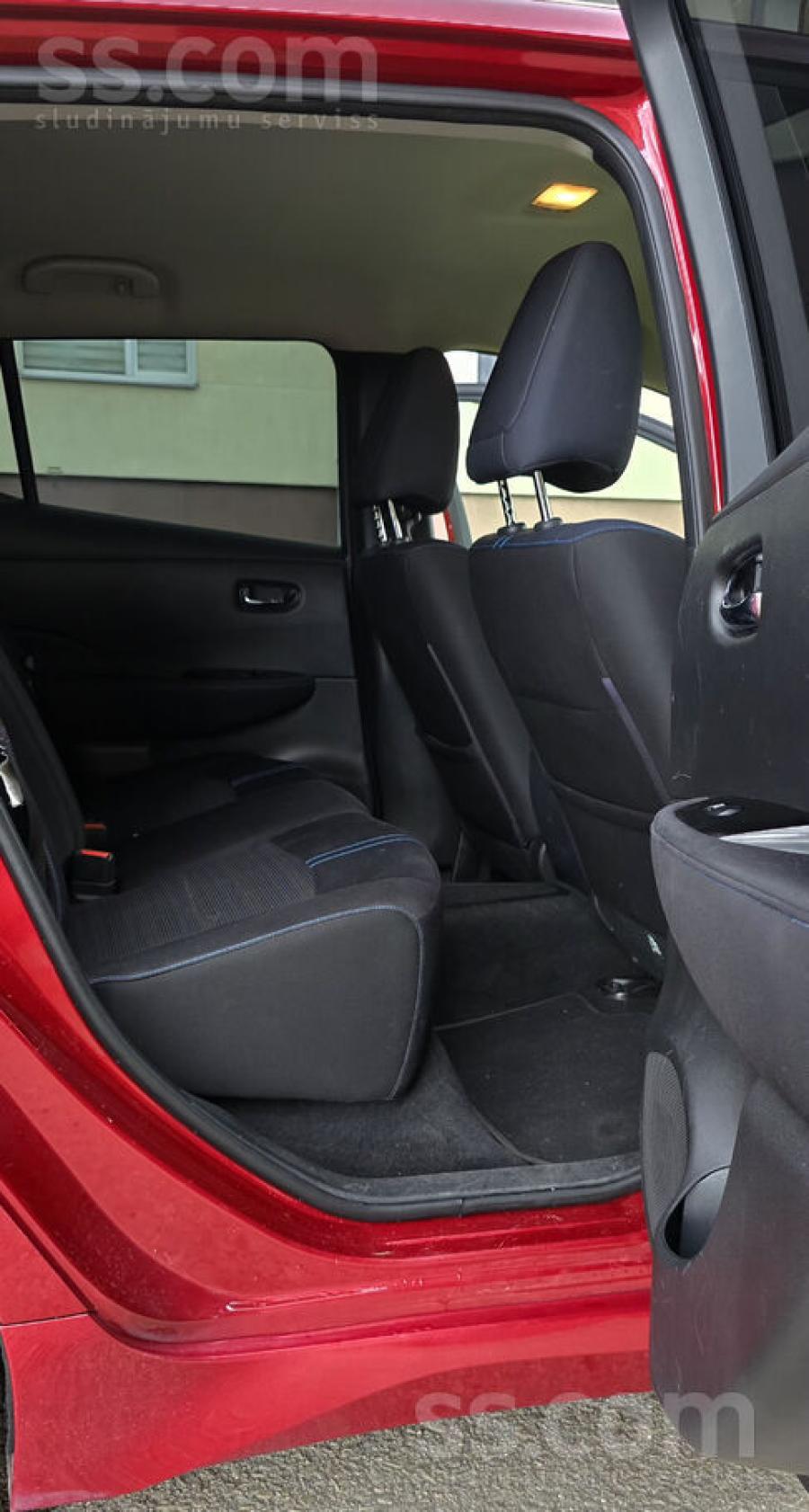 Sarkans Nissan Leaf 2019 Rīga, ar dzinēja tilpumu 0.00 L un nobraukumu 144 tūkst. km par 12200 €, foto 16 vietnē AUTOMOTO.COM.LV