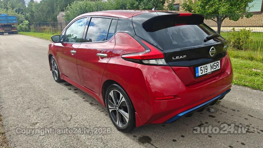 Red Nissan Leaf 2019 in Tallinn, with an engine capacity of 0.00 L and mileage of 88 thousand km for 12900 €, photo 6 on AUTOMOTO.COM.LV